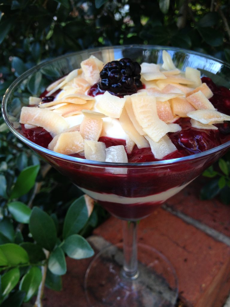 Easy Berry Parfait Recipe – Cauldrons and Cupcakes