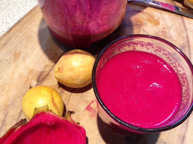 Red Dragon Juice Recipe - Cauldrons and Cupcakes