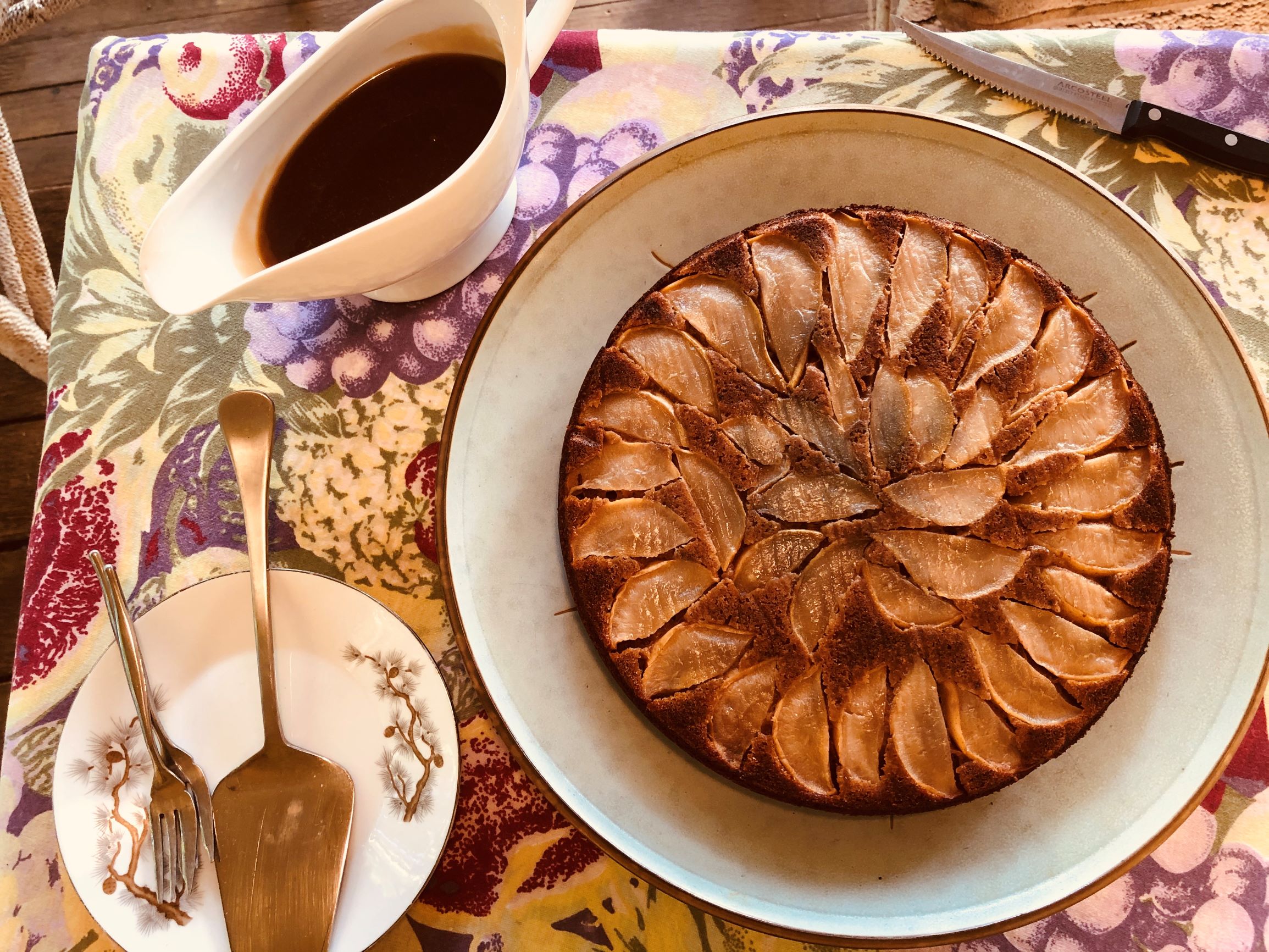 Nola's Ginger Pear Date and Cake with Caramel Sauce - Cauldrons and ...